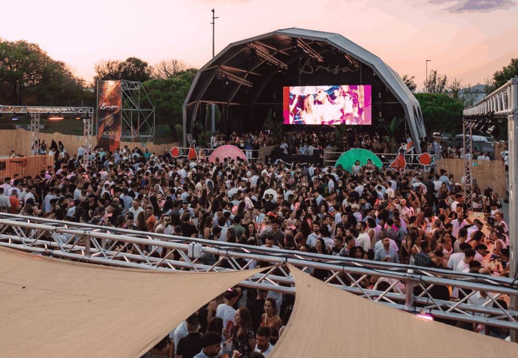 Este verano la fiesta está en Barnasud - Centro comercial en Gavá